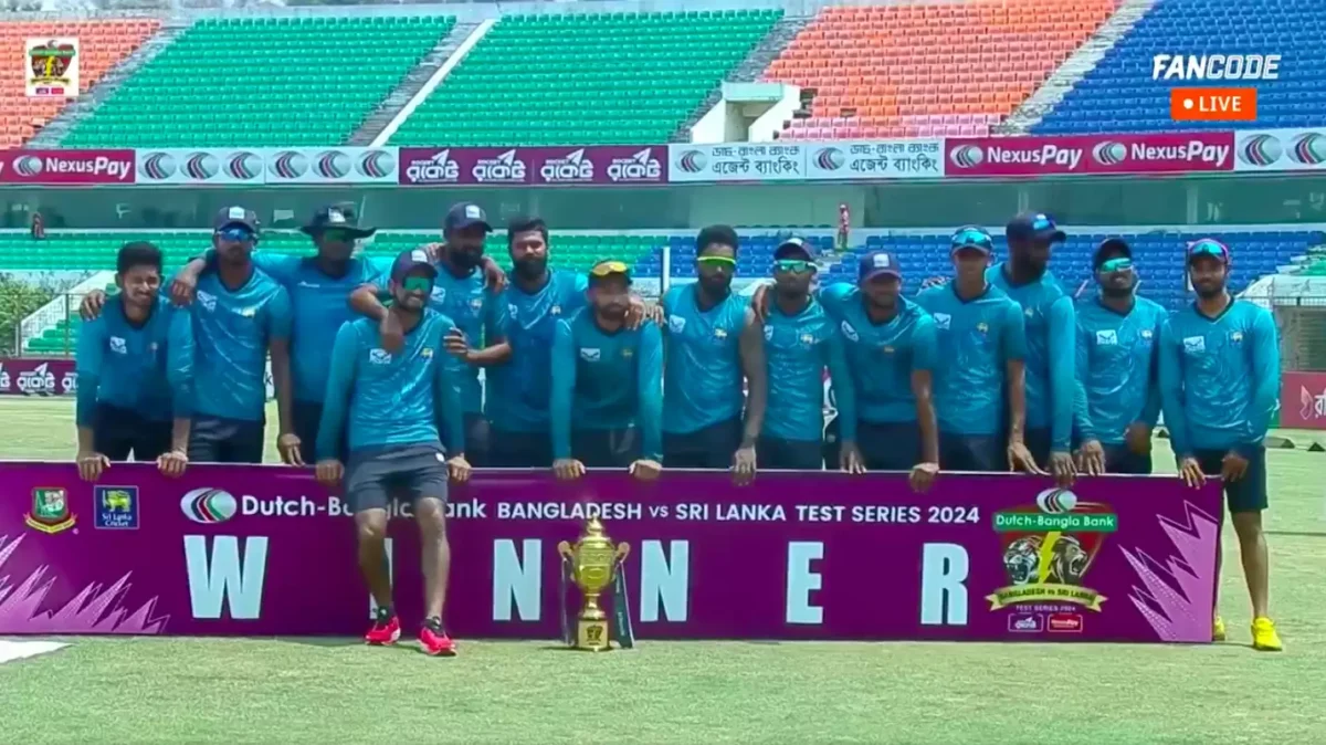 WATCH: Sri Lanka cricketers wear practice kits to receive trophy ...