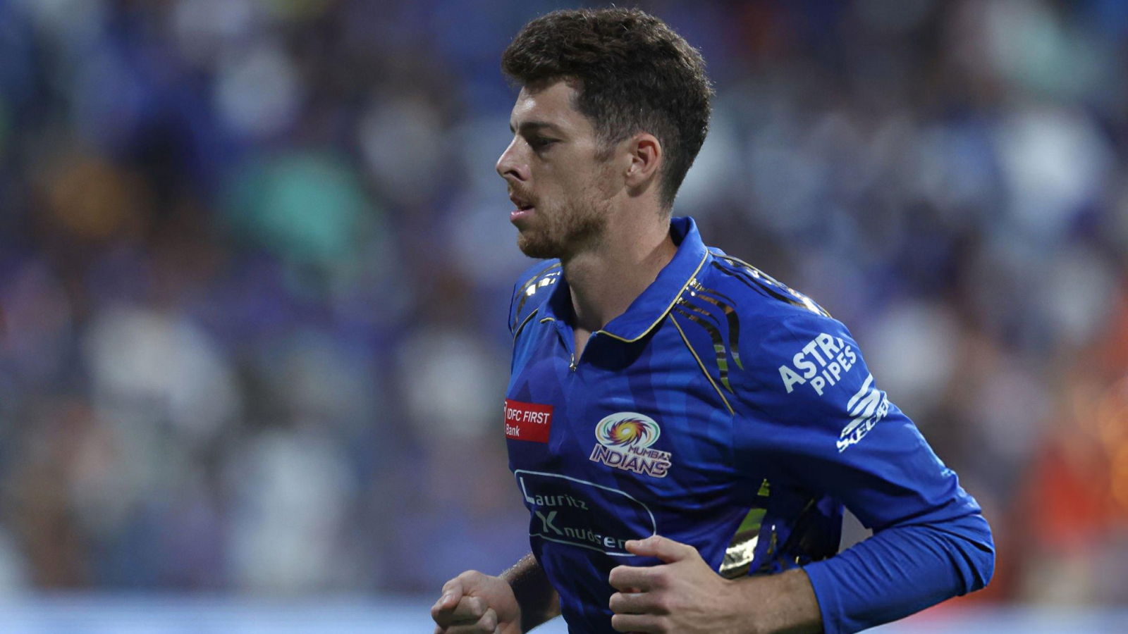 Will Mitchell Santner Return to Mumbai Indians Playing XI in IPL 2025 ...